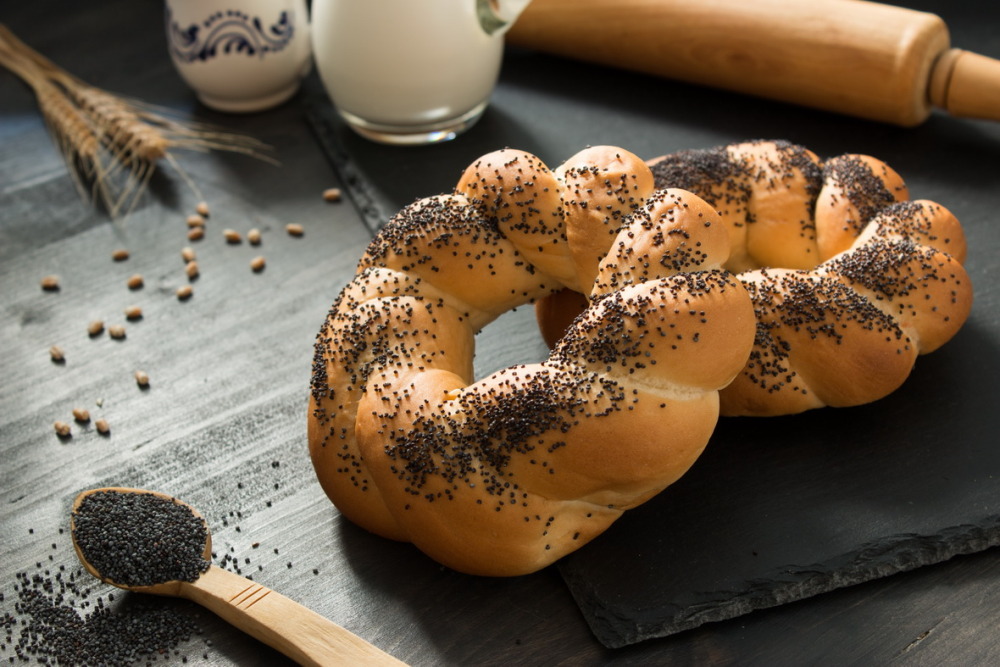 Ce mănâncă românii: cât de sănătos este un covrig și câte calorii are ...